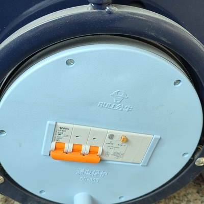 公牛三相接线盘GN-805,3*2.5平凡+1*1.5平方线缆，长度50米每卷，带漏电保护开关-融创集采商城