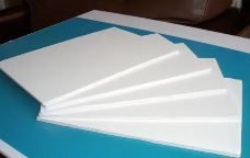 KT板 80*180cm；5mm，PS发泡片材；普通KT，不包边-融创集采商城