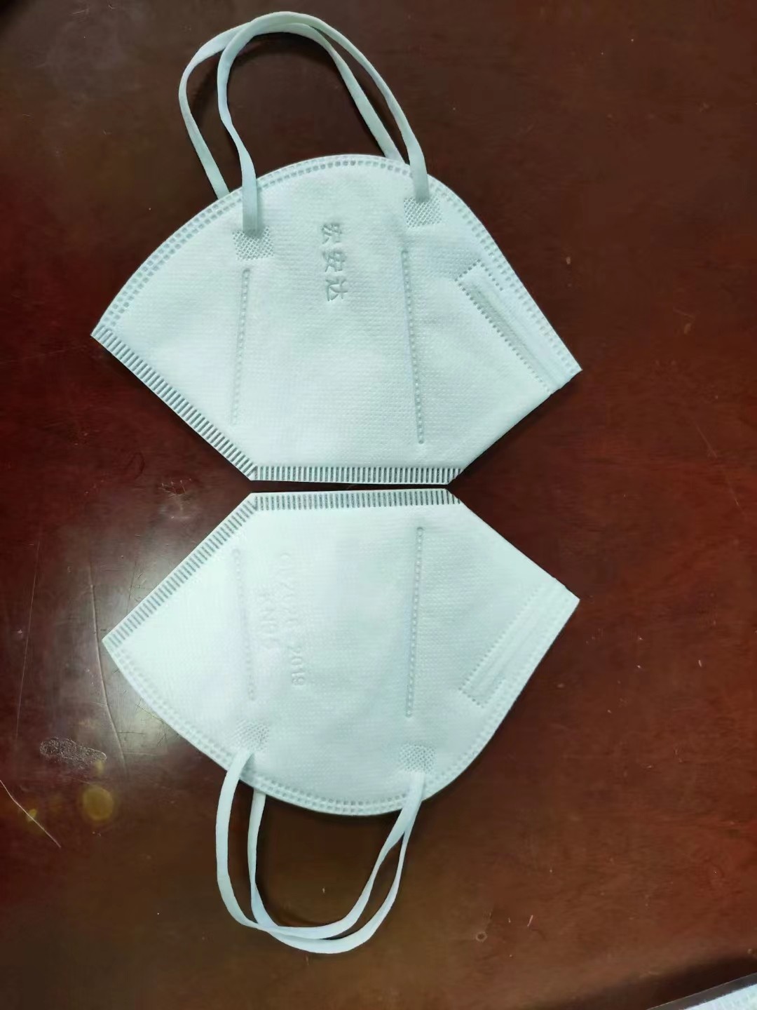 【店铺订单满200元起送】KN95口罩，执行标准国标GB2626-2019，呼吸阻力低于150pa，颗粒过滤率＆gt;95%，佩戴舒适性较N95更好。-融创集采商城